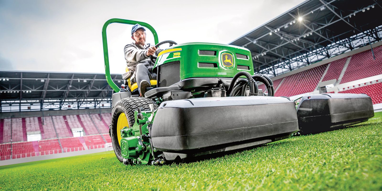 Golf- und Sportplatzpflege | John Deere DE